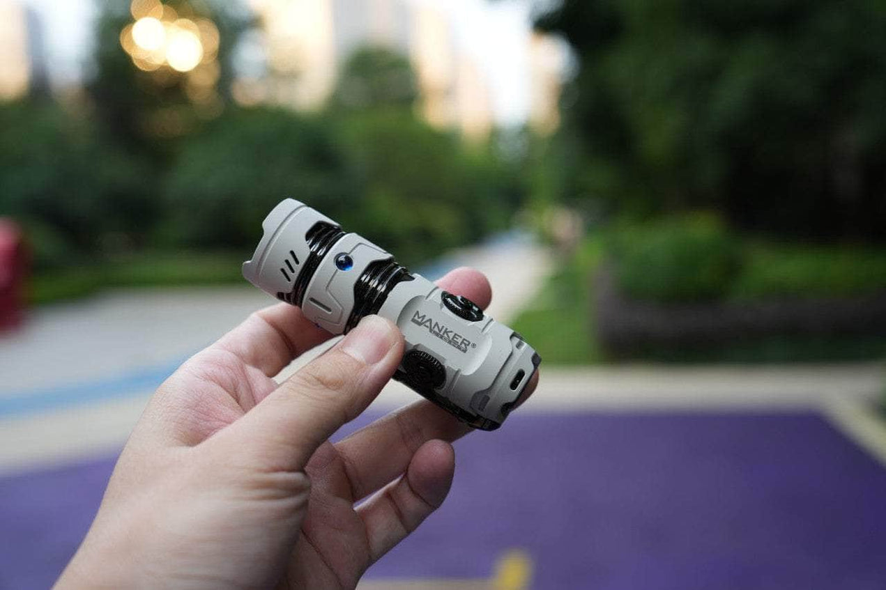 Manker Timeback III — Killzone Flashlights